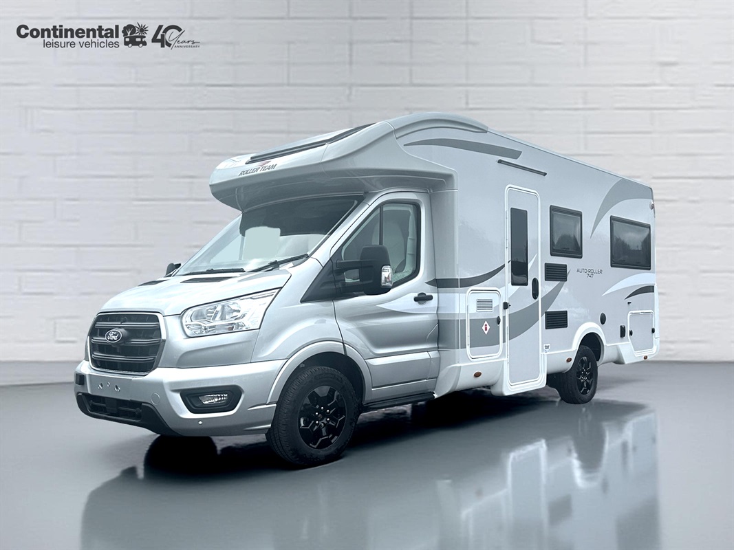 2025 Roller-team Autoroller 747 front nearside